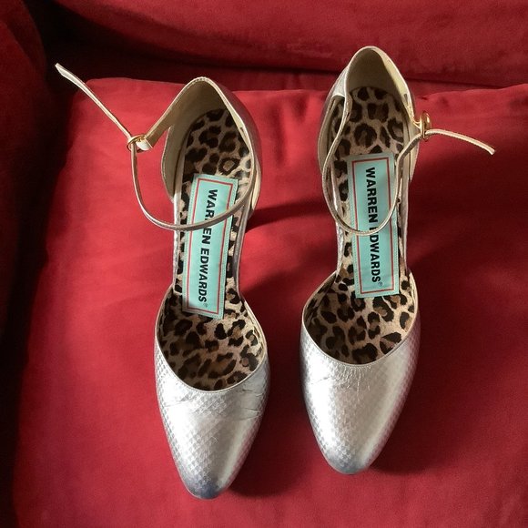 Warren Edwards | Shoes | Warren Edwards Ladies Silver Shoes | Poshmark